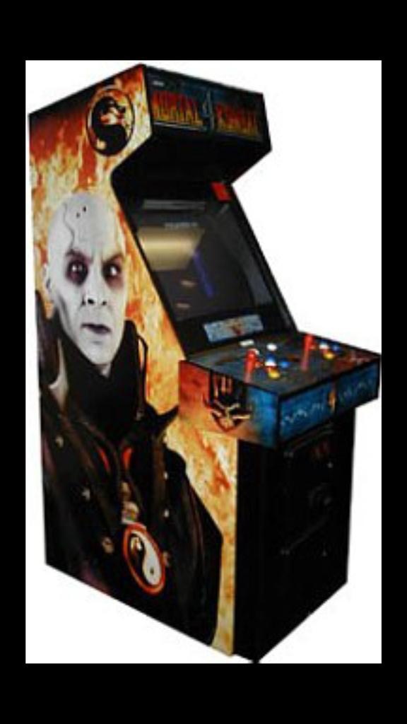 MK4 Arcade Cabinet With Quan Chi on It | Quan Chi From the MK4 Arcade ...