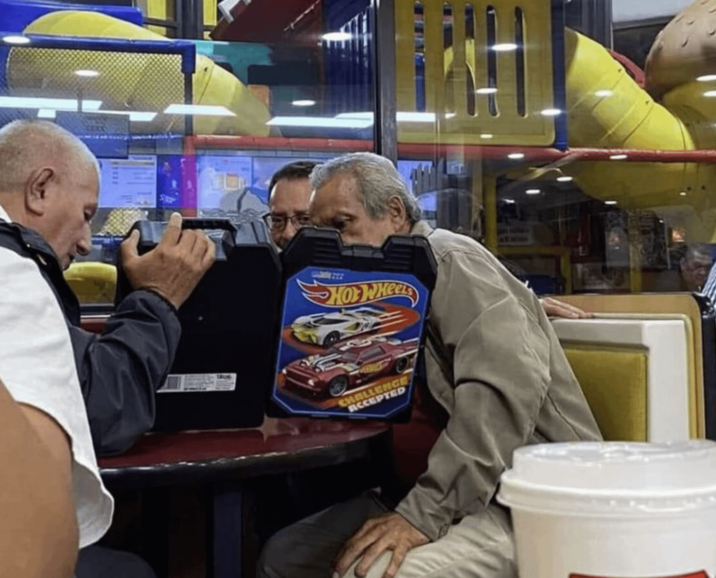 28 Utterly Strange Images That Exist... For Some Reason | Know Your Meme