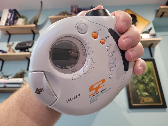 25 Nostalgic Photos From Society In The Early 2000s | Know Your Meme