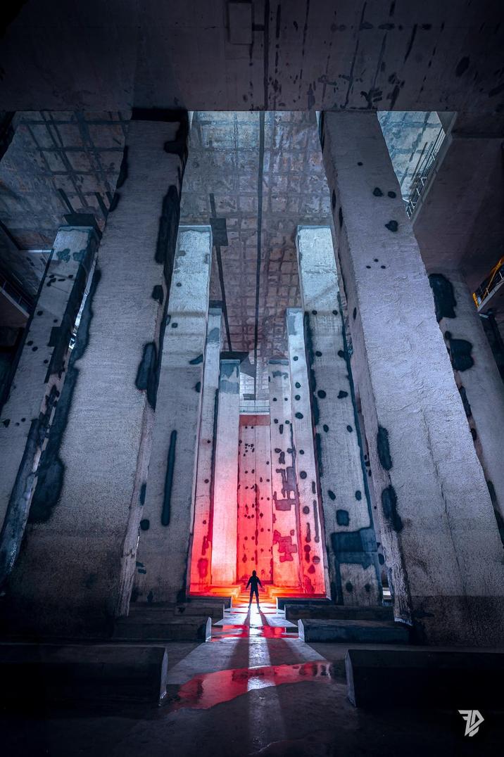 25 Pictures Of Colossal Things Where Humans Are Only For Scale | Know ...