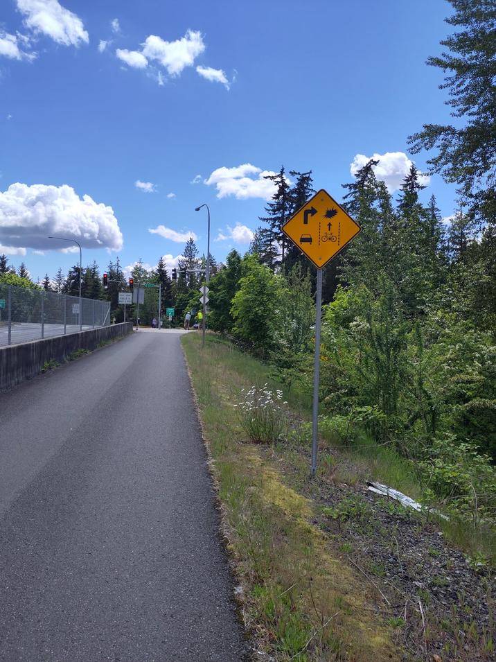 23 Scary Signs That Expose Everyday Risks And Dangers | Know Your Meme