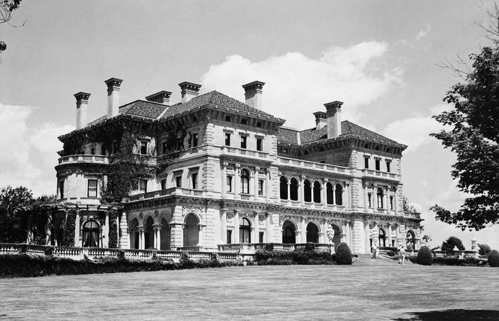 25 Captivating Snapshots Of People In The Early 1900s | Know Your Meme