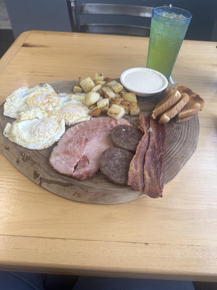 25 Restaurants Serving Food On Plates That Aren't Actually Plates At ...