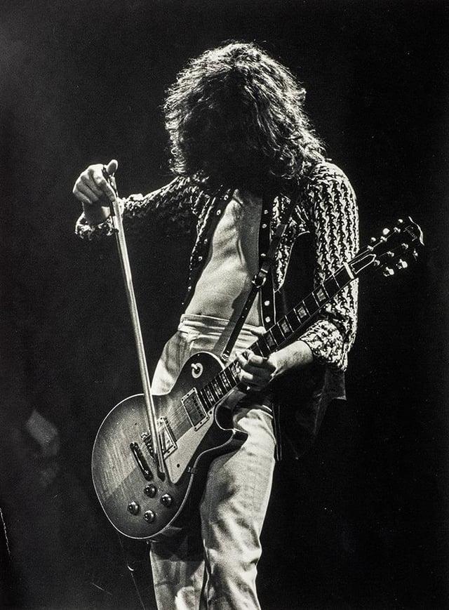 25 Retro Photos Of Concerts In The Past | Know Your Meme