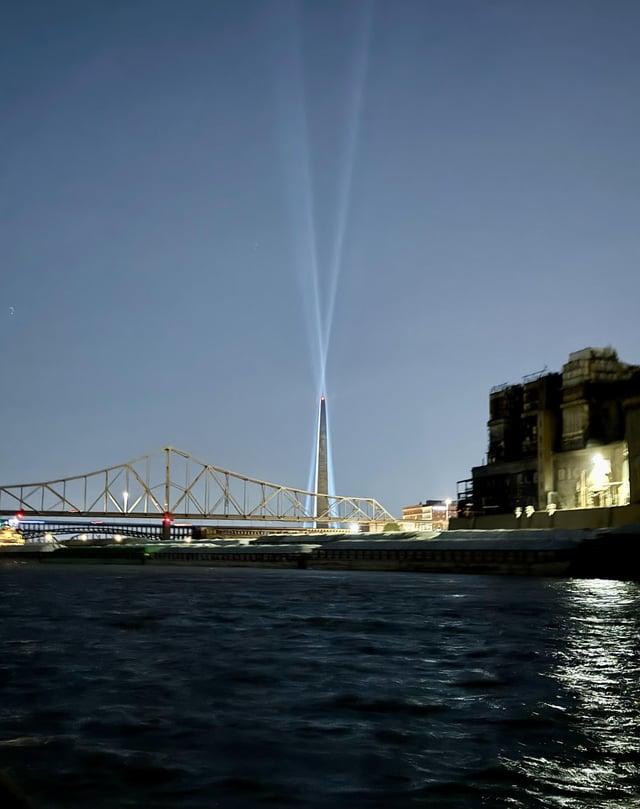 23 Famous Moments And Places Pictured From Angles Rarely Seen | Know ...