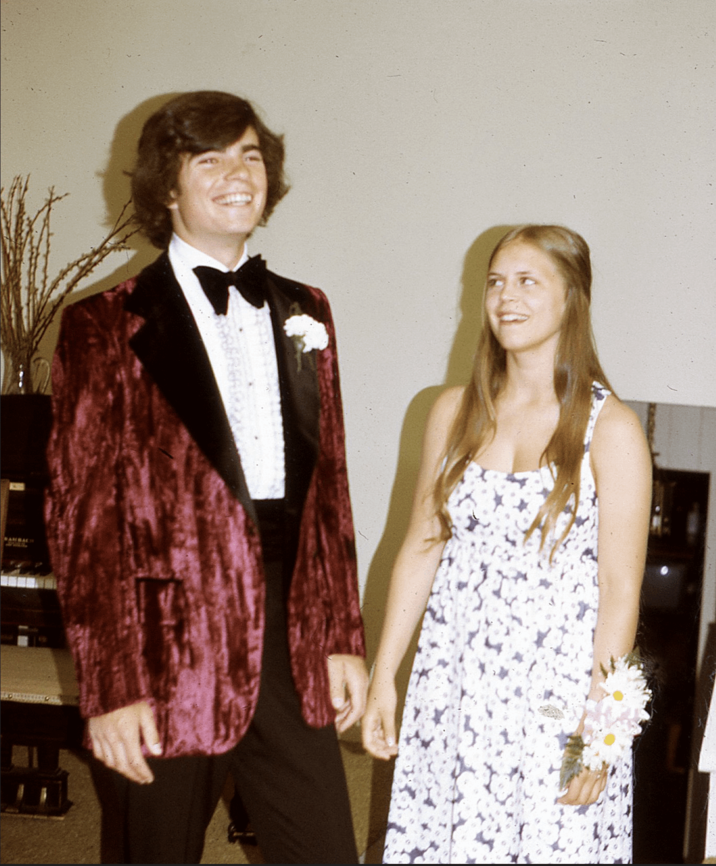 28 Retro Photos Showing Normal Days In 1971 | Know Your Meme