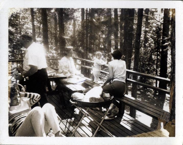 25 Vintage Photos Of Summer Vacation In The 1960s | Know Your Meme