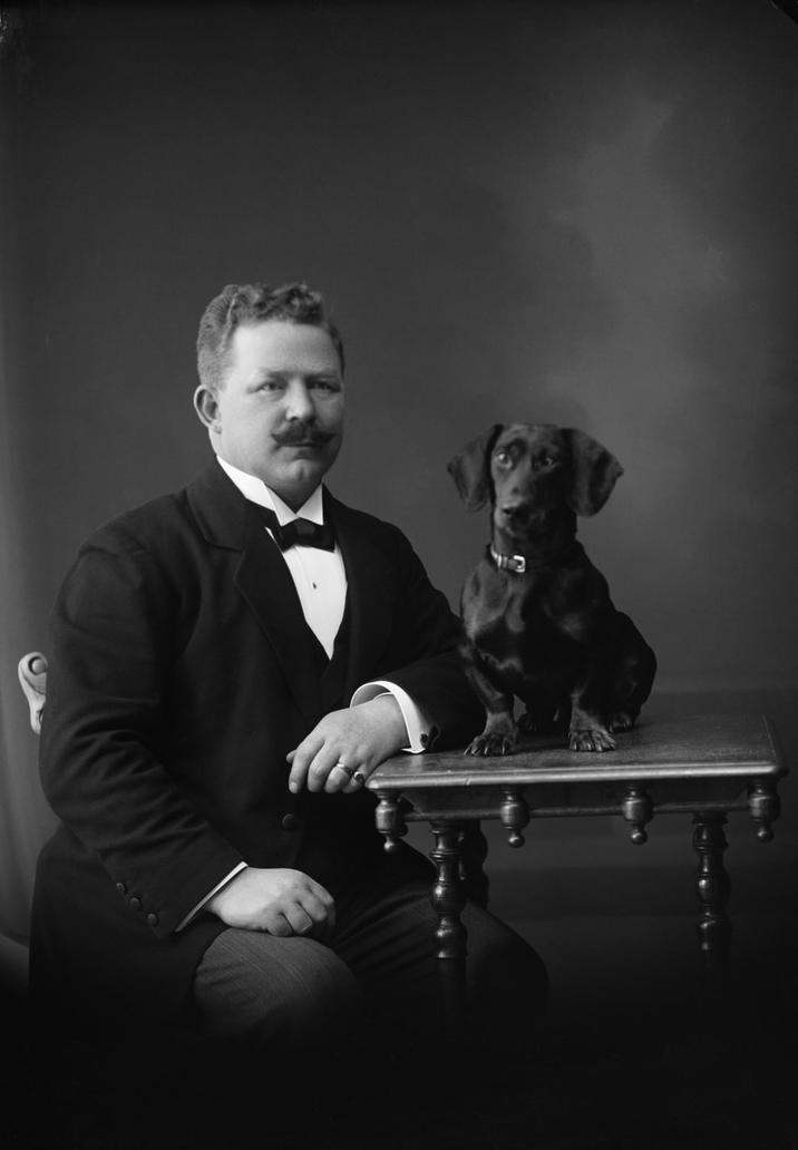 A Journey To The Early 1900s With 25 Vintage Photos | Know Your Meme