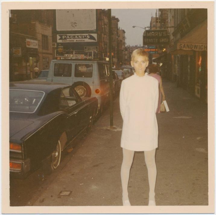 25 Memorable Photos Of Society Back In The '60s | Know Your Meme