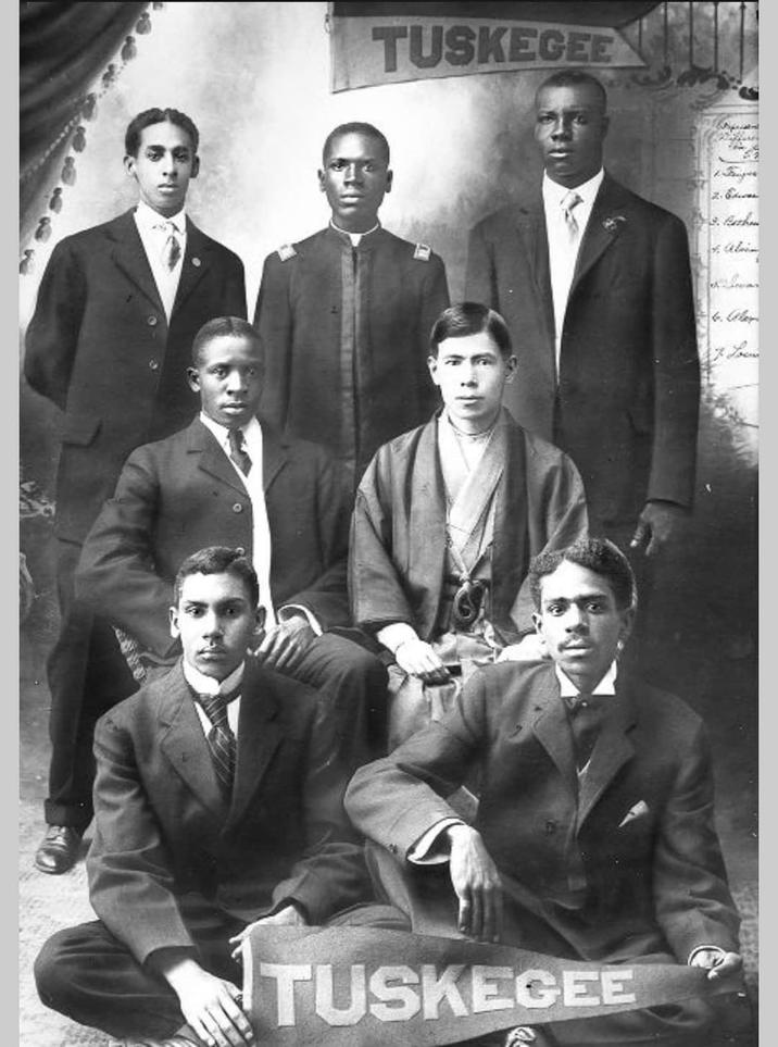 25 Retro Photos Of Grad Season In The Past | Know Your Meme