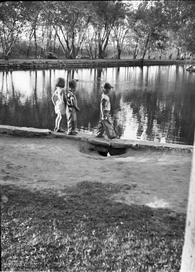 See What The World Looked Like In 1951 With 25 Vintage Photos | Know ...
