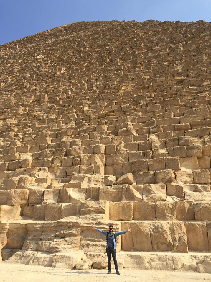 24 Photographs Of Enormous Things With Humans For Scale | Know Your Meme