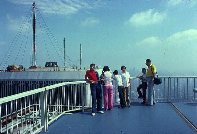 See What The World Looked Like In 1976 With 25 Nostalgic Photos | Know ...