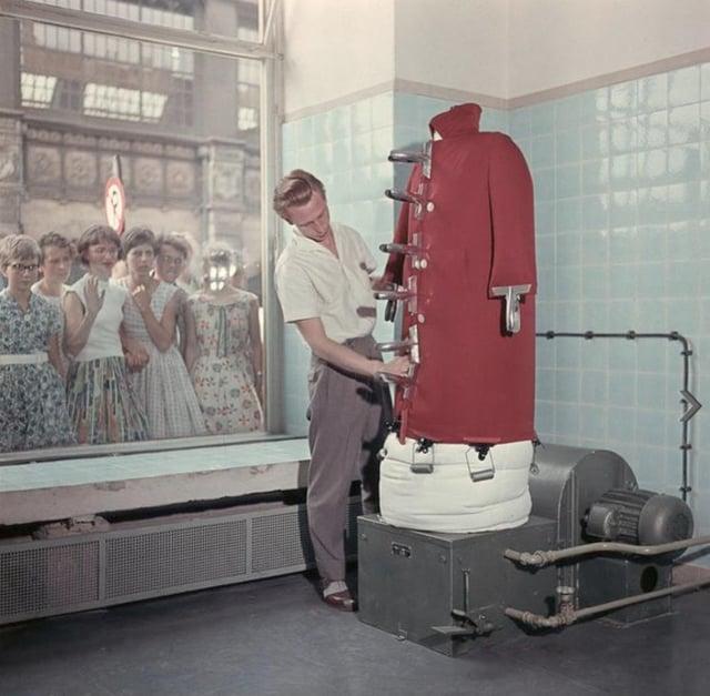 Indulge In Some History Today With 25 Fascinating Facts | Know Your Meme