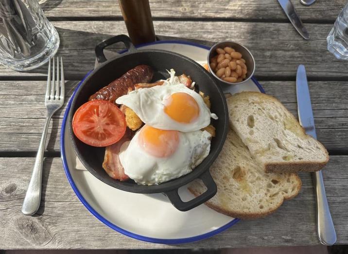 24 Examples Of Odd Plating Methods Used By Restaurants | Know Your Meme