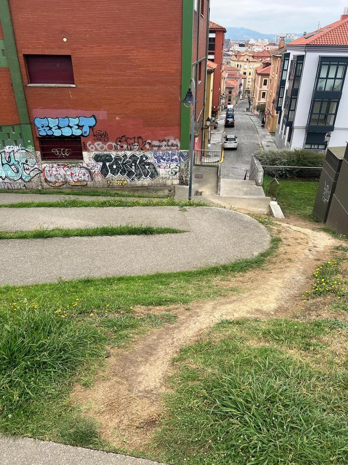 25 Paths And Walkways Made From Human Desire | Know Your Meme