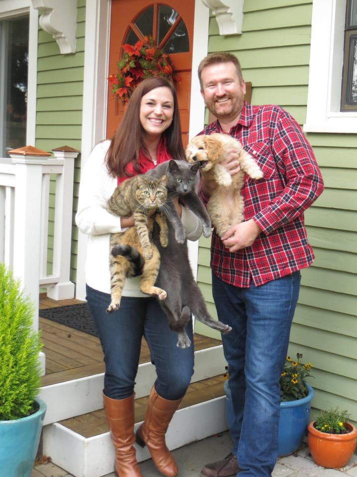 25 Animals Misbehaving To The Max | Know Your Meme