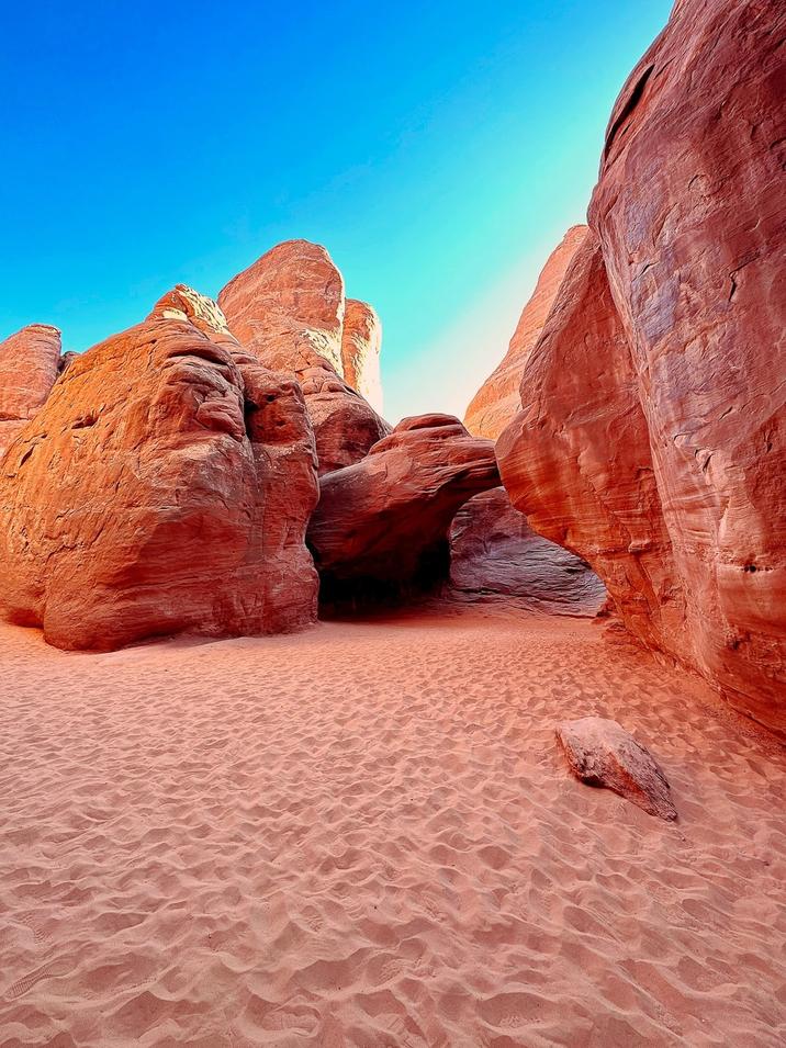 Arches National Park | Know Your Meme