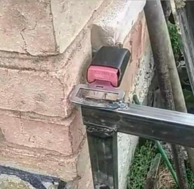 25 DIY Projects That Should Not Have Been Attempted | Know Your Meme