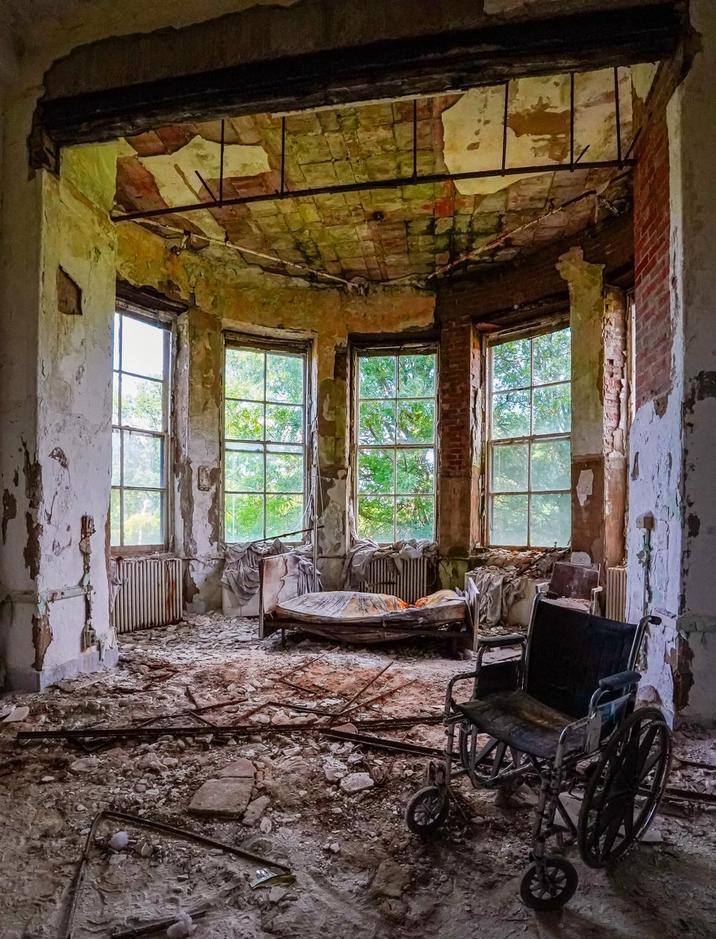Abandoned asylum | Know Your Meme
