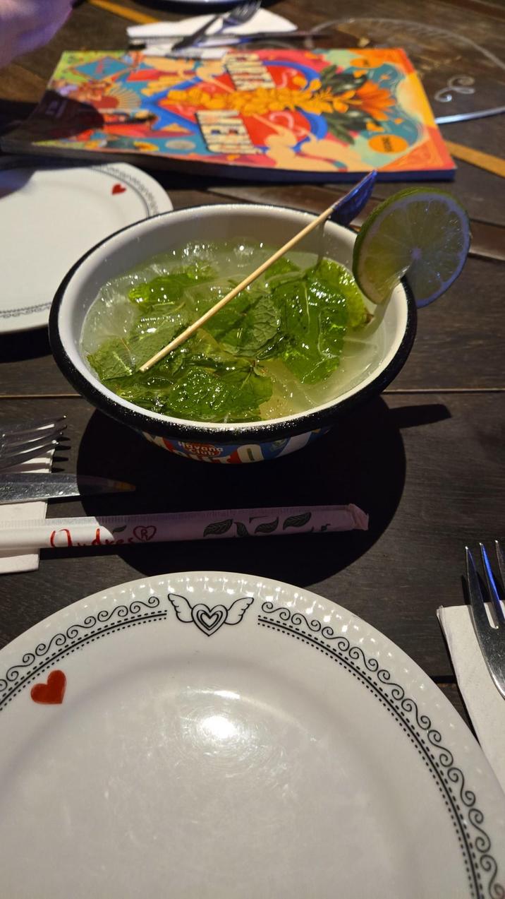 These Creative Plating Methods Have Gone Too Far | Know Your Meme