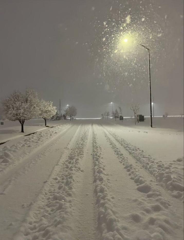 Winter Calm | Liminal Spaces / Images With Elegiac Auras / Dreamcore ...