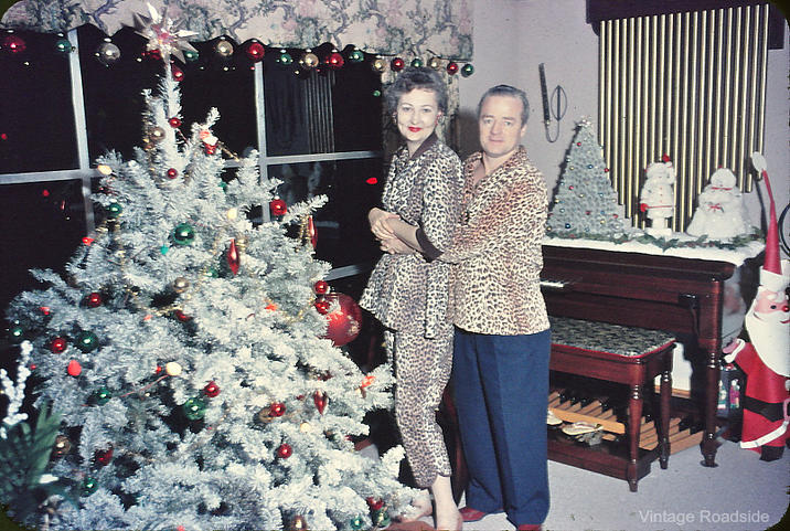 25 Festive Vintage Photos Just In Time For Christmas | Know Your Meme
