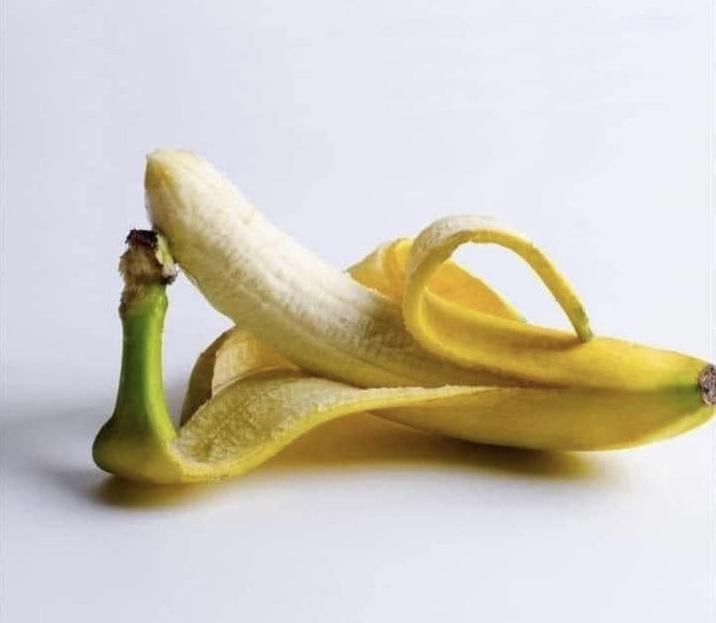 Don't slip | /r/Hmmm | Know Your Meme