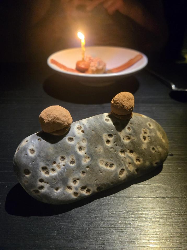 25 Plates That Simply Aren't Plates | Know Your Meme