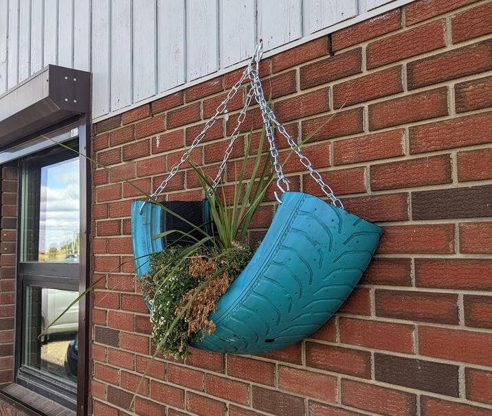 25 Hilariously Bad DIY Projects | Know Your Meme
