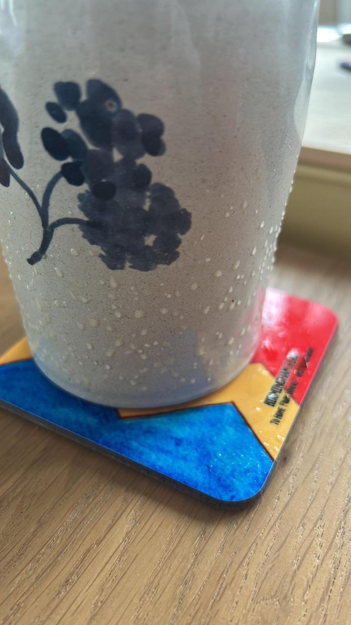 Olive oil is leaking out of the decanter | Know Your Meme