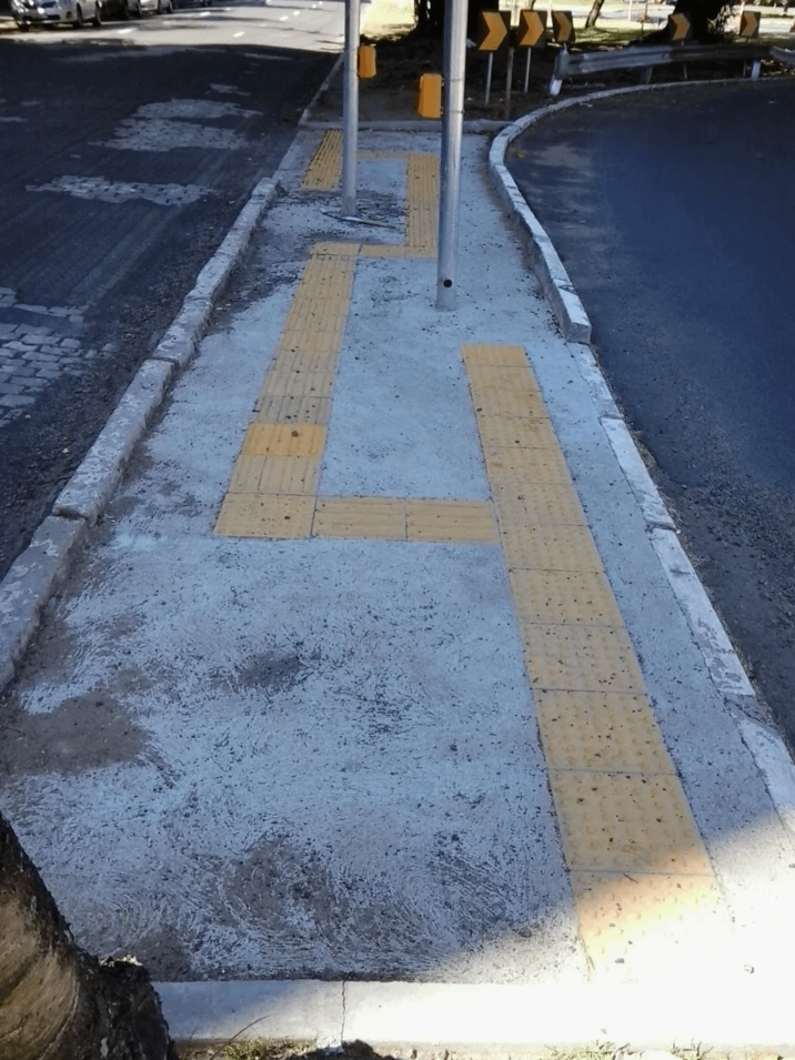 25 Examples Of Terrible Design Fails | Know Your Meme