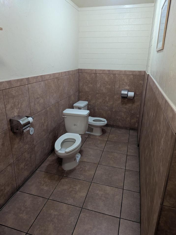 25 Examples Of Terrible Design Fails | Know Your Meme