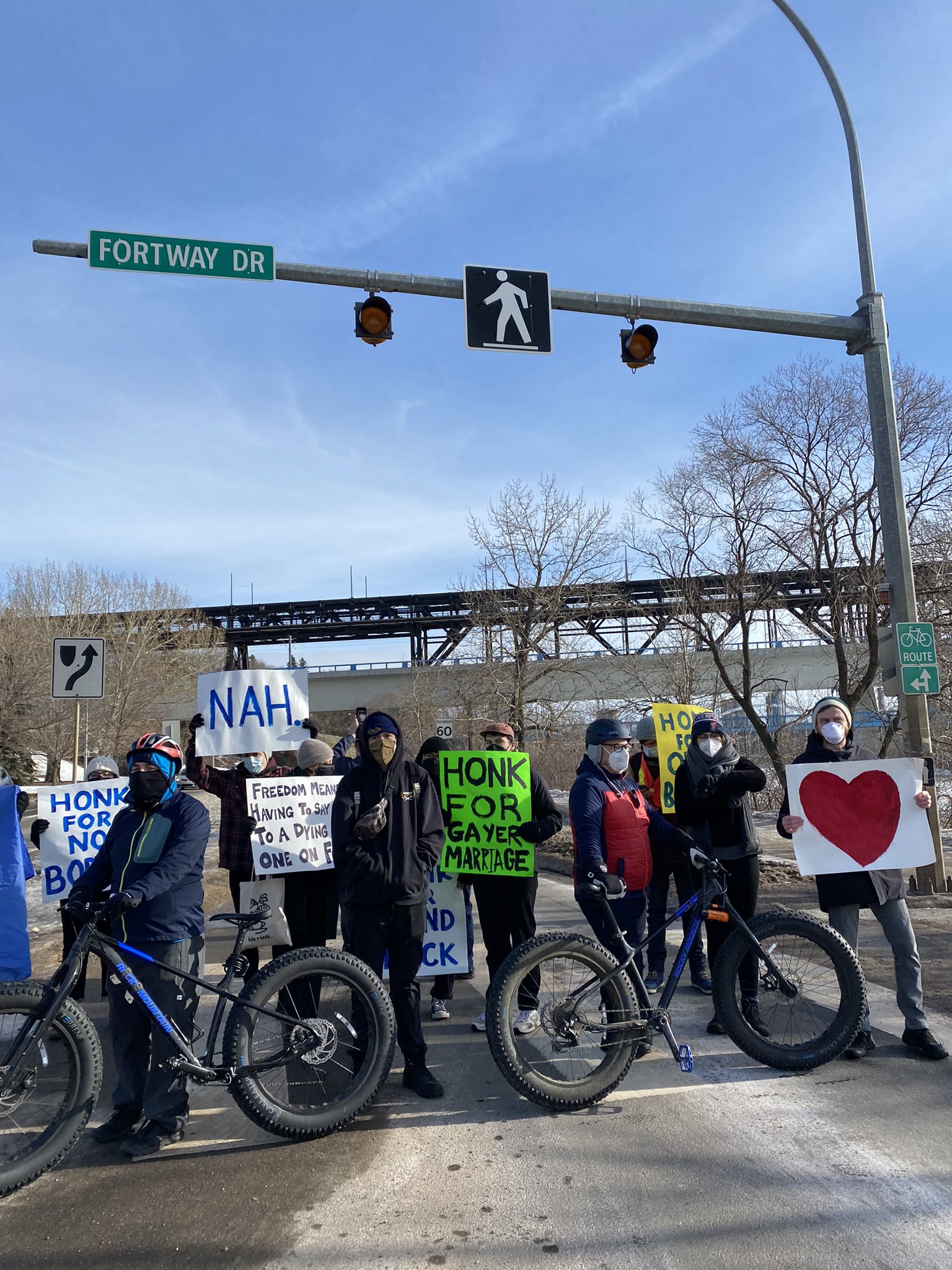River Valley Road | Canadian Freedom Convoy / Convoi de la Liberté ...