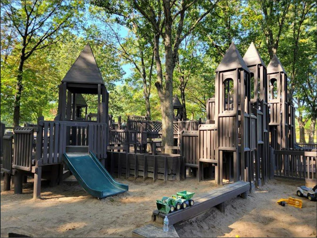 Old, wooden playgrounds | 90s Nostalgia | Know Your Meme