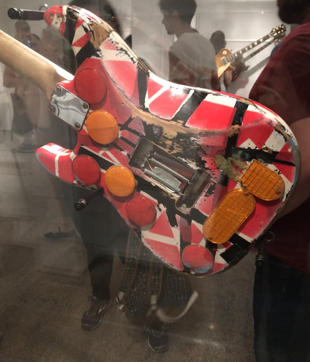 The backside of Eddie Van Halen's 'Frankenstrat' | Know Your Meme