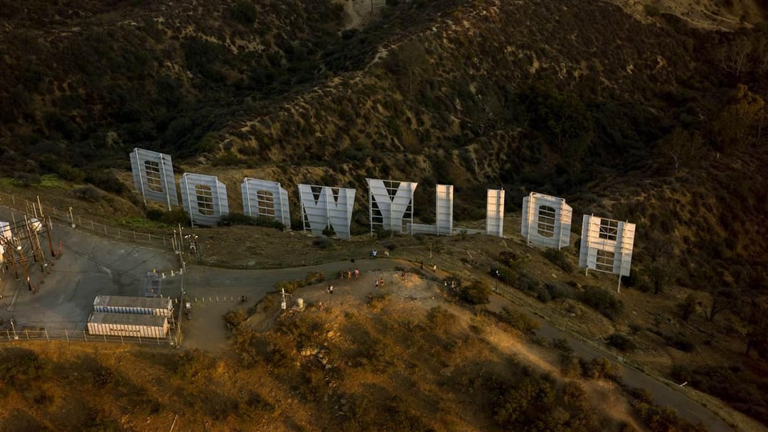 The Hollywood sign | Know Your Meme