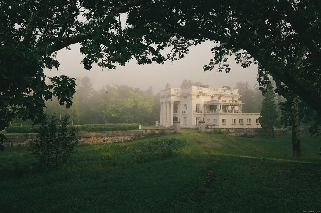 An actual castle | Zillow | Know Your Meme