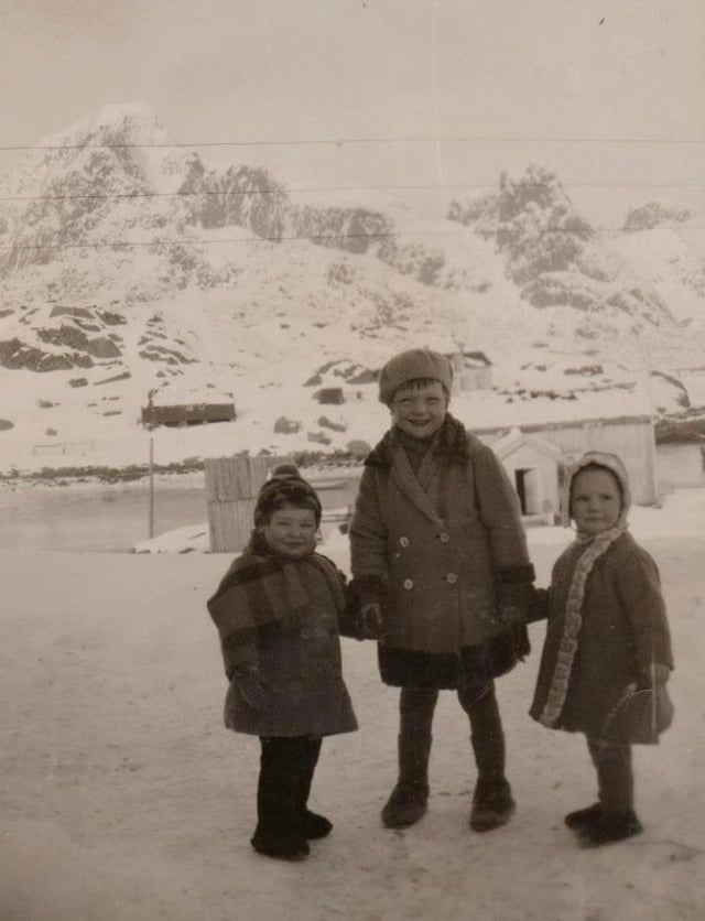 Siblings in Norway, 1930s | History / Nostalgia | Know Your Meme