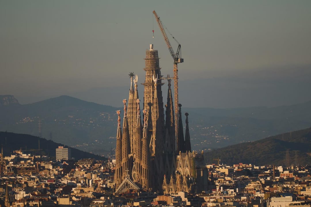 Barcelona’s Sagrada Familia Becomes the World's Tallest Church | Know ...