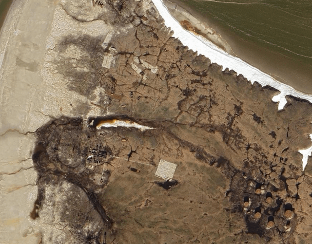 What's Happening Here? | Google Maps | Know Your Meme