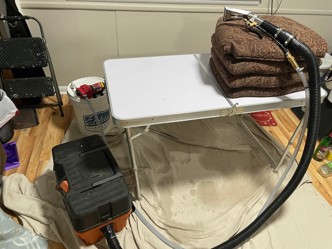 Redneck Upholstery Cleaner | DIY Fails | Know Your Meme