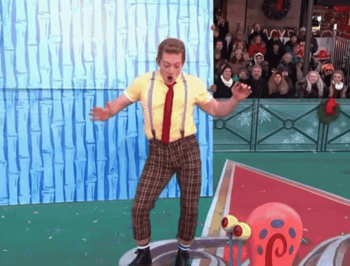 Ethan Slater SpongeBob GIF | Ethan Slater Dancing as SpongeBob | Know ...