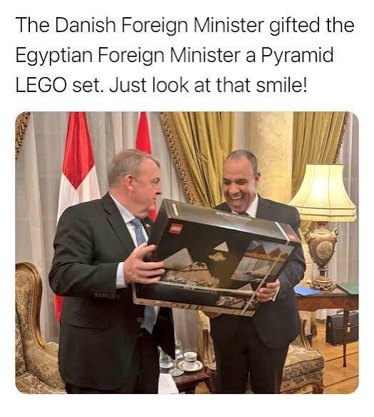 When you give legos to someone as a gift | /r/memes | Know Your Meme