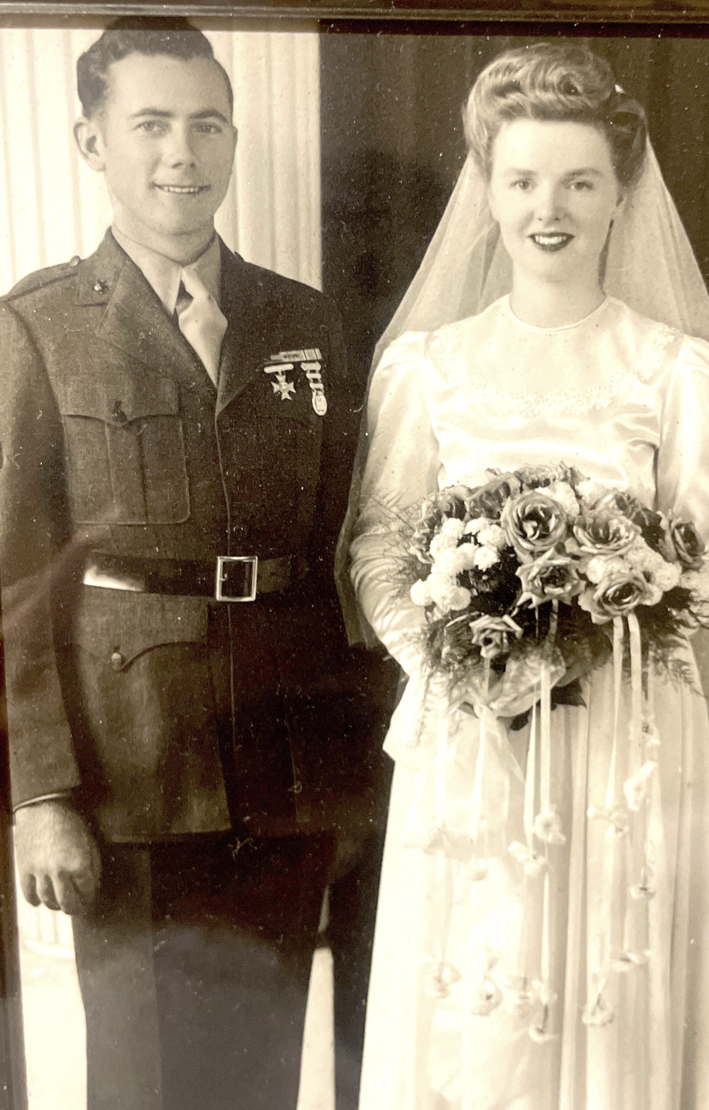 A couple in the '40s | History / Nostalgia | Know Your Meme