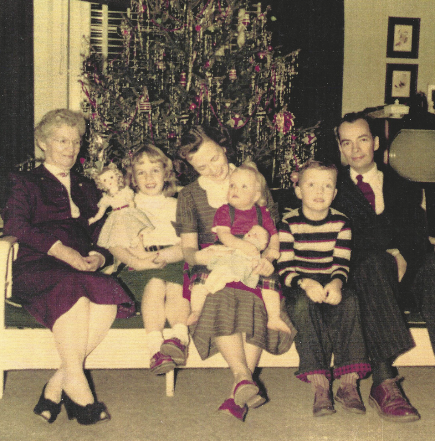 Christmas Day, 1953 | History / Nostalgia | Know Your Meme