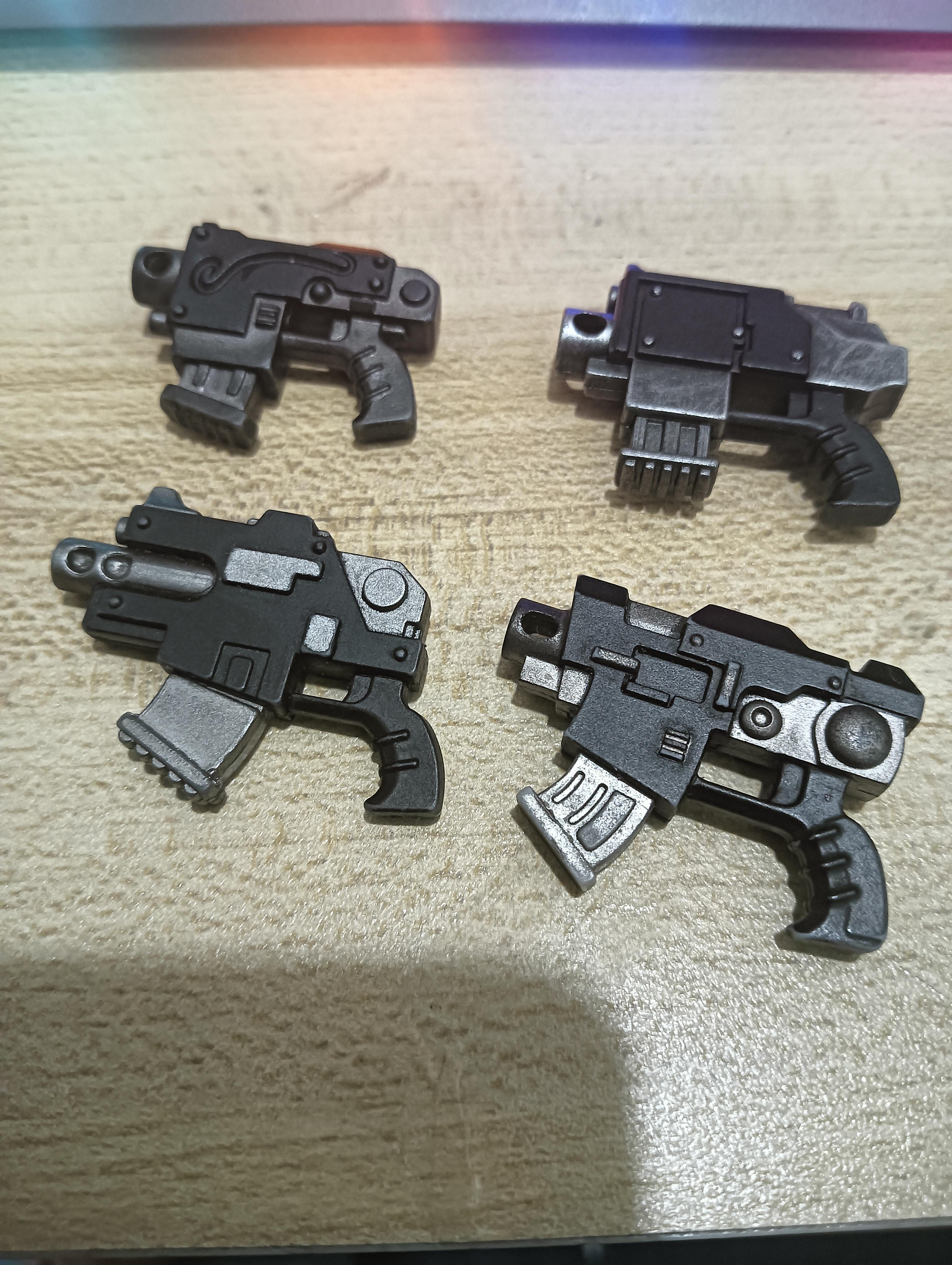Kinda insane that these bolt pistols are in the Horus heresy,seems like ...