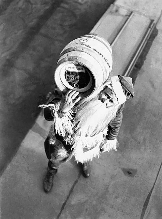 A Santa in 1932 | History / Nostalgia | Know Your Meme