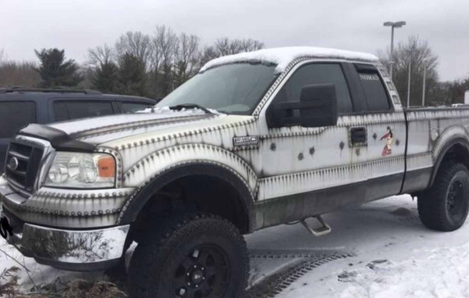 This is odd | /r/Shitty_Car_Mods / Shitty Car Mods | Know Your Meme