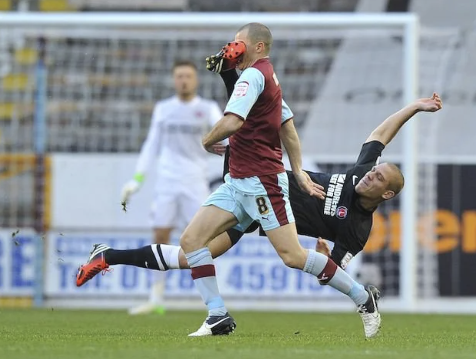 Oof | Perfectly Timed Photos | Know Your Meme